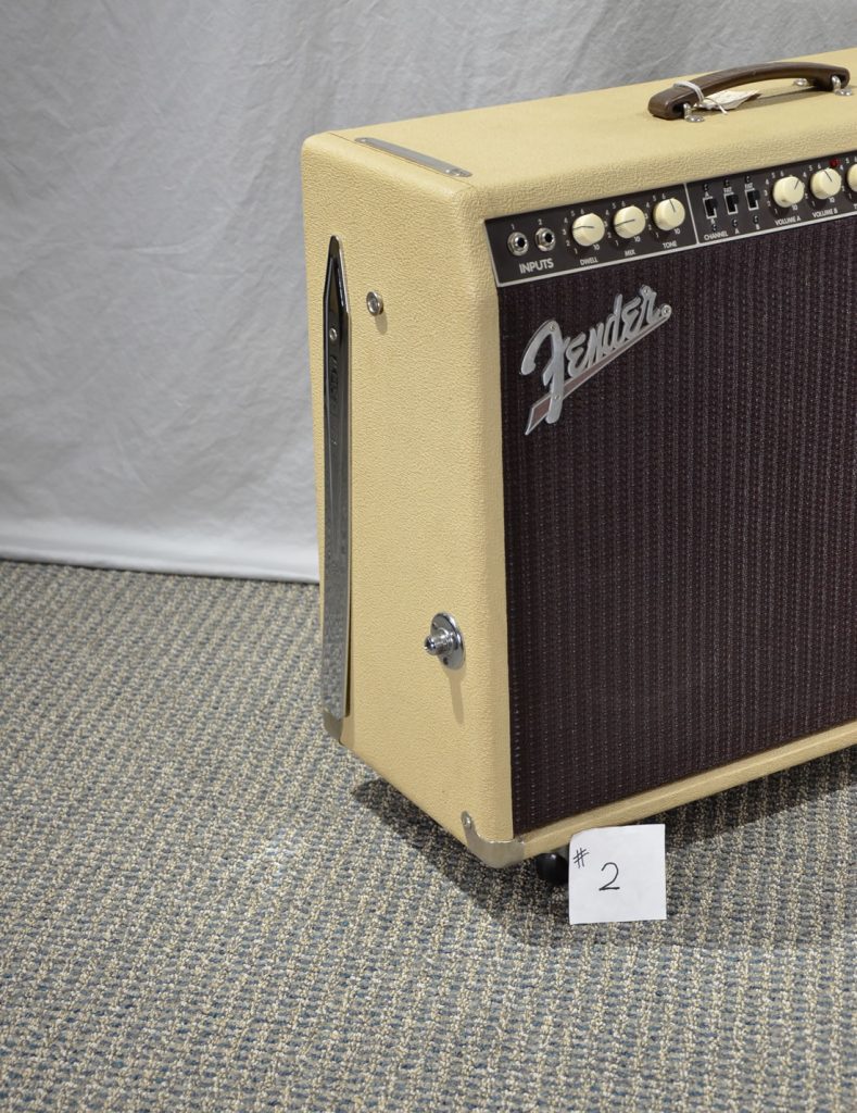 1990’s Fender Custom Shop “Dual Professional” #2 | Vintage guitars and amps